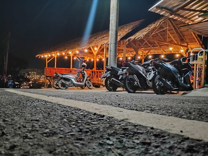 Gunung Balau Tempat Terbaik Buat Kulineran Dari Puncak Bukit